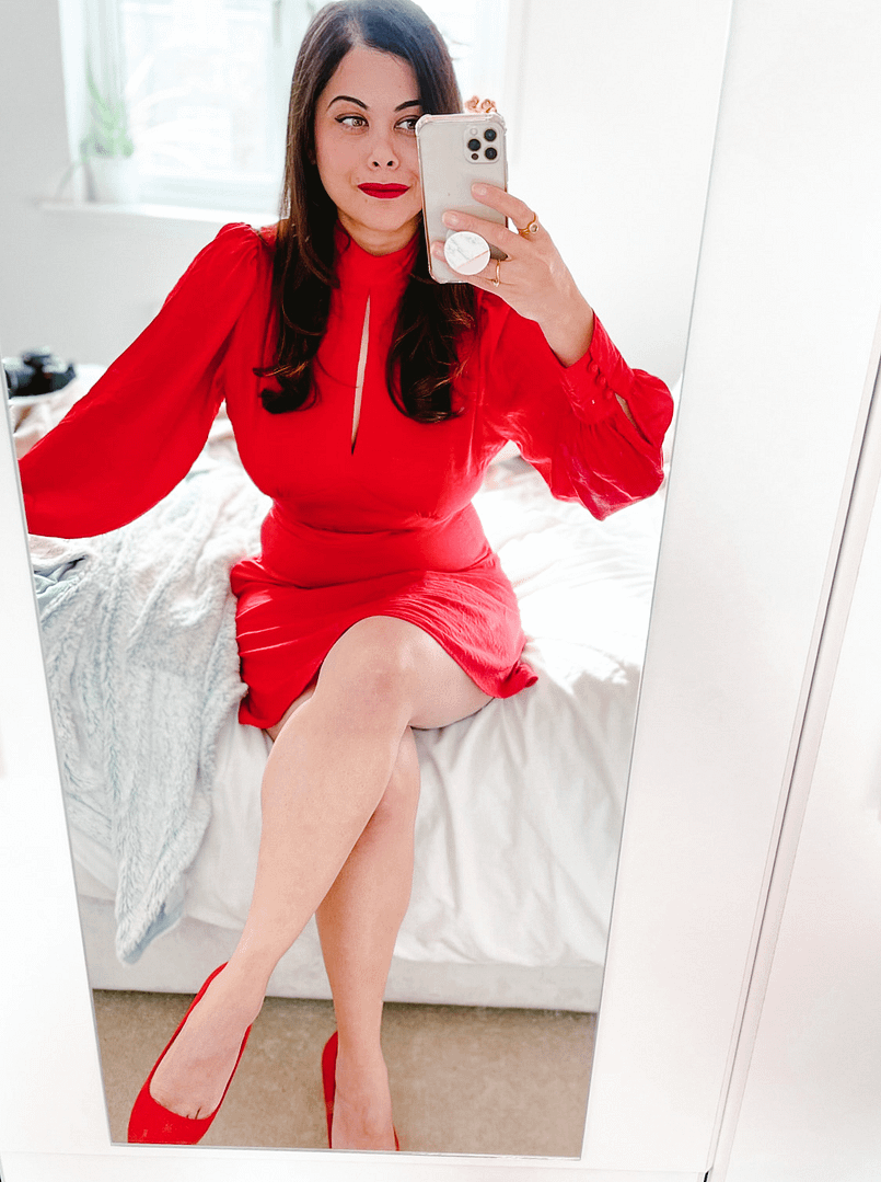 There is a shade of red for every woman - Colour me in style